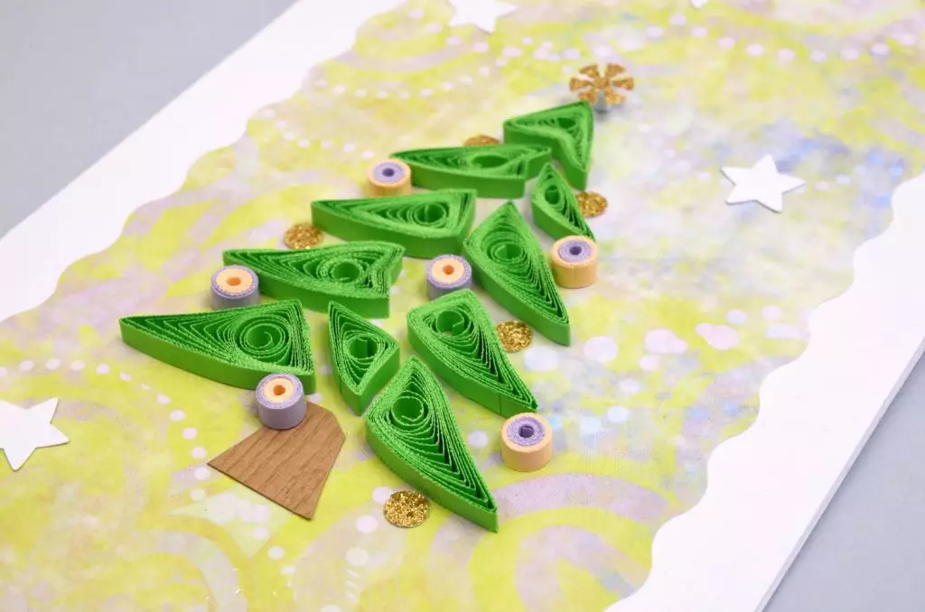 Jaunajam gadam. Quilling: pastkartes, sniegavīri, Ziemassvētku rotaļlieta, Ziemassvētku egas, simbols 2015