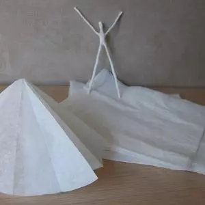 Papieren ballerina. Hoe maak je een ballerina van papier en draad?
