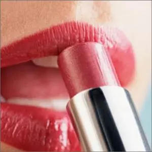 Subukan sa lipstick. Ano ang maaaring sabihin ng isang lipistik?