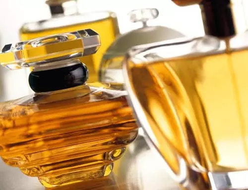 Minyak wangi. Bagaimana untuk memilih minyak wangi?