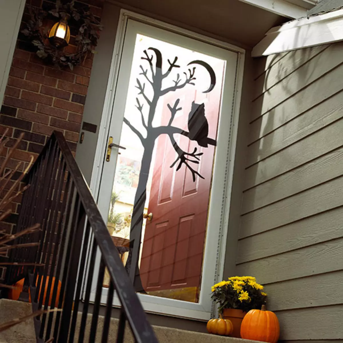 Làm thế nào để trang trí ngôi nhà vào Halloween và tất cả những gì trong đó?