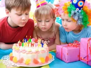 On celebrar l'aniversari d'un nen?