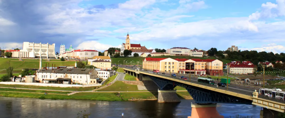 เมือง Grodno สถานที่ท่องเที่ยวและโรงแรมของ Grodno