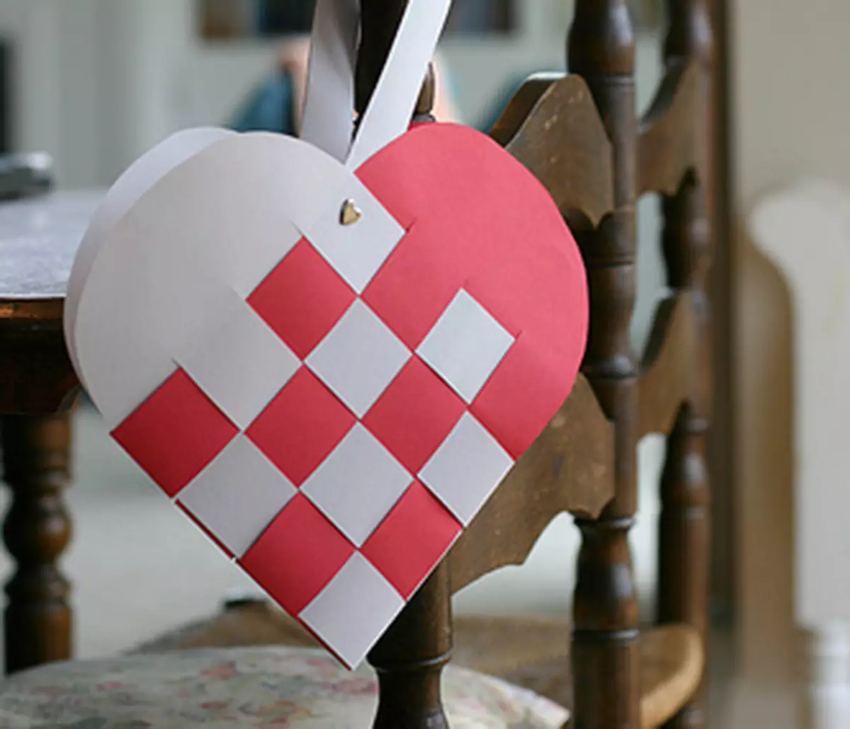 Jantung kertas. Bagaimana cara membuat jantung kertas?