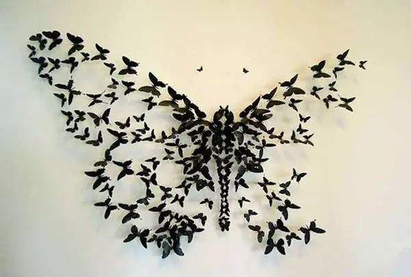 Šablone metuljev. Metuljski šabloni na steni, oknu, kot način okrasitve