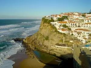 Rest in Portugal. When is it better to relax in Portugal?