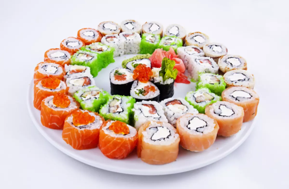 Com cuinar sushi a casa: Foto, video Master classes, instruccions detallades