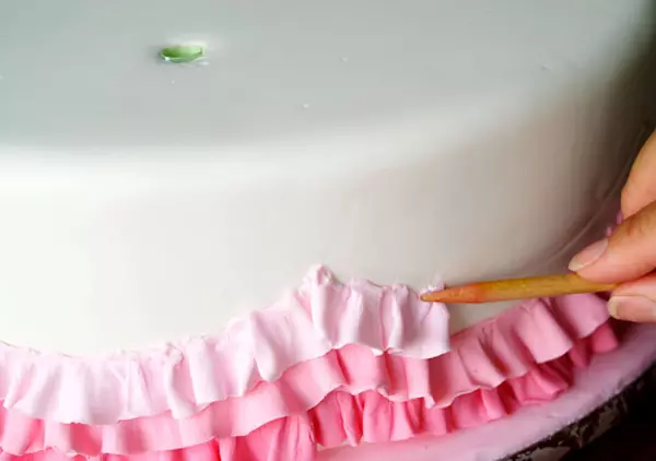 Cómo decorar un pastel de masilla: instrucciones paso a paso, fotos, videos y consejos