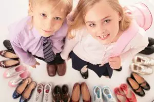儿童鞋。如何选择婴儿鞋？