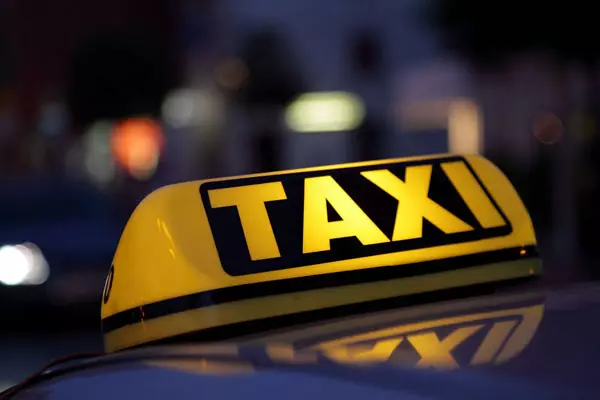 Taksi Minsk: Telefon numaraları, hizmetler, yorumlar