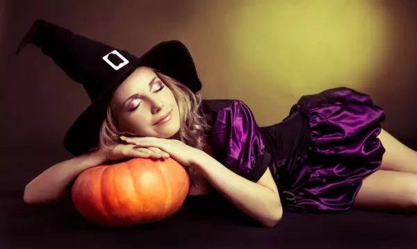 Halloween Costume. Хэллоуин костюмун өзүңүз жасай аласыз