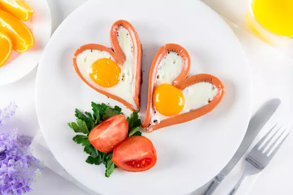Kızarmış Yumurta: Yemek tarifleri, Orijinal Formlar ve Fikirler
