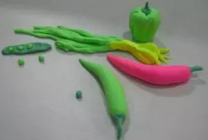 Ushqim për kukulla. Si për të bërë ushqim për kukulla nga plasticine?