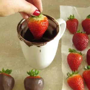 Resep sareng strawberry: Dessert strawberry