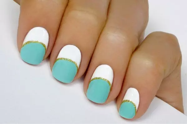 Lub hli Manicure: Manicure hauv tsev, Duab thiab video cov lus qhia, Master kawm