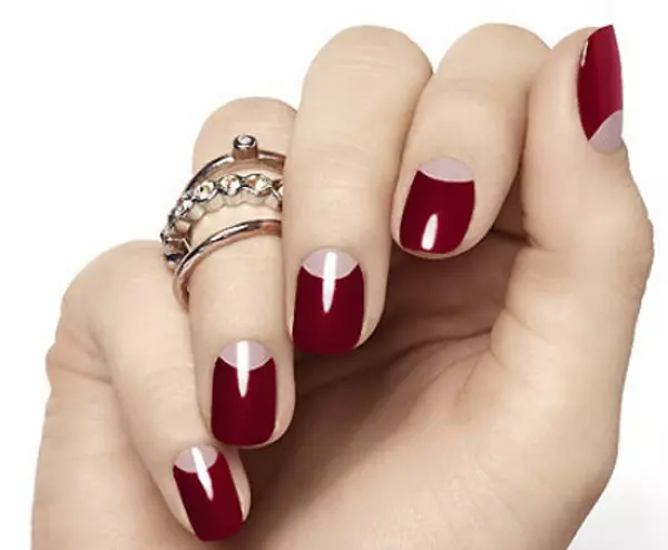 Lub hli Manicure: Manicure hauv tsev, Duab thiab video cov lus qhia, Master kawm