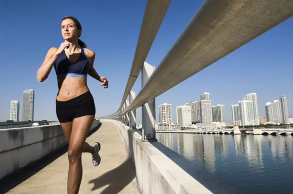 Bagaimana untuk menjalankan untuk mengurangkan berat badan? Berapa banyak yang perlu anda lari untuk menurunkan berat badan?