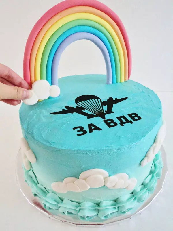 공중력의 케이크를 꾸미는 방법은 무엇입니까? 공기 - 디지털 군대의 축제 케이크 (8 월 2 일)