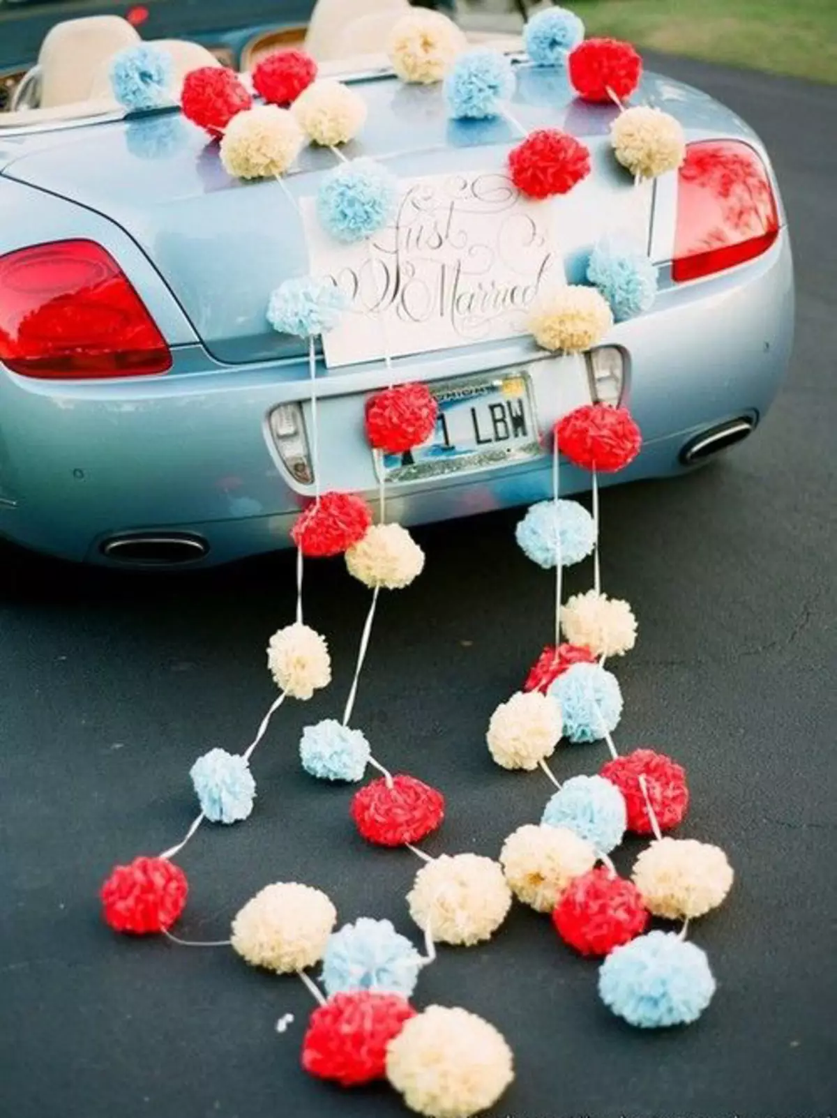 Decoración de matrimonio no coche: as decoracións do matrimonio no coche faino vostede mesmo