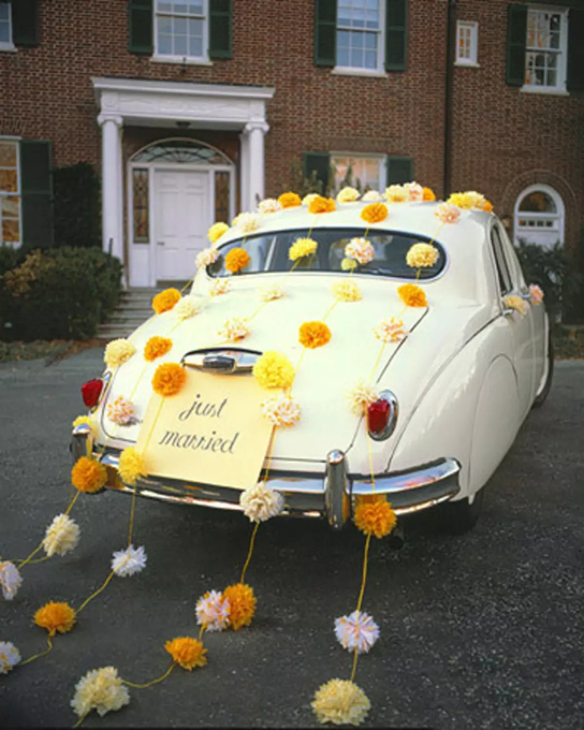 Decoración de matrimonio no coche: as decoracións do matrimonio no coche faino vostede mesmo