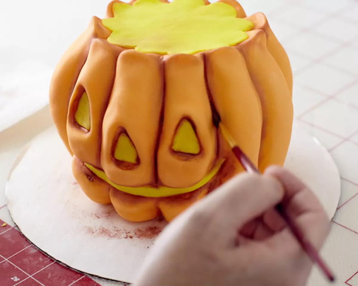 Cake li Halloween. How to Cake A Cake On Halloween: Wêne, vîdyoy û raman