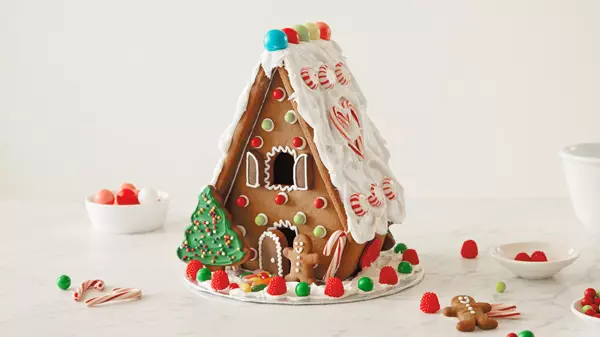 Gingerbread house. How to make a gingerbread lodge with your own hands?