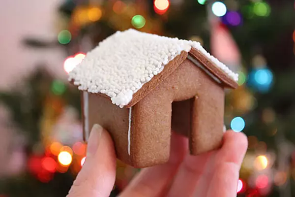 Casa de Gingerbread. Com fer un refugi de pa de gingebre amb les vostres pròpies mans?