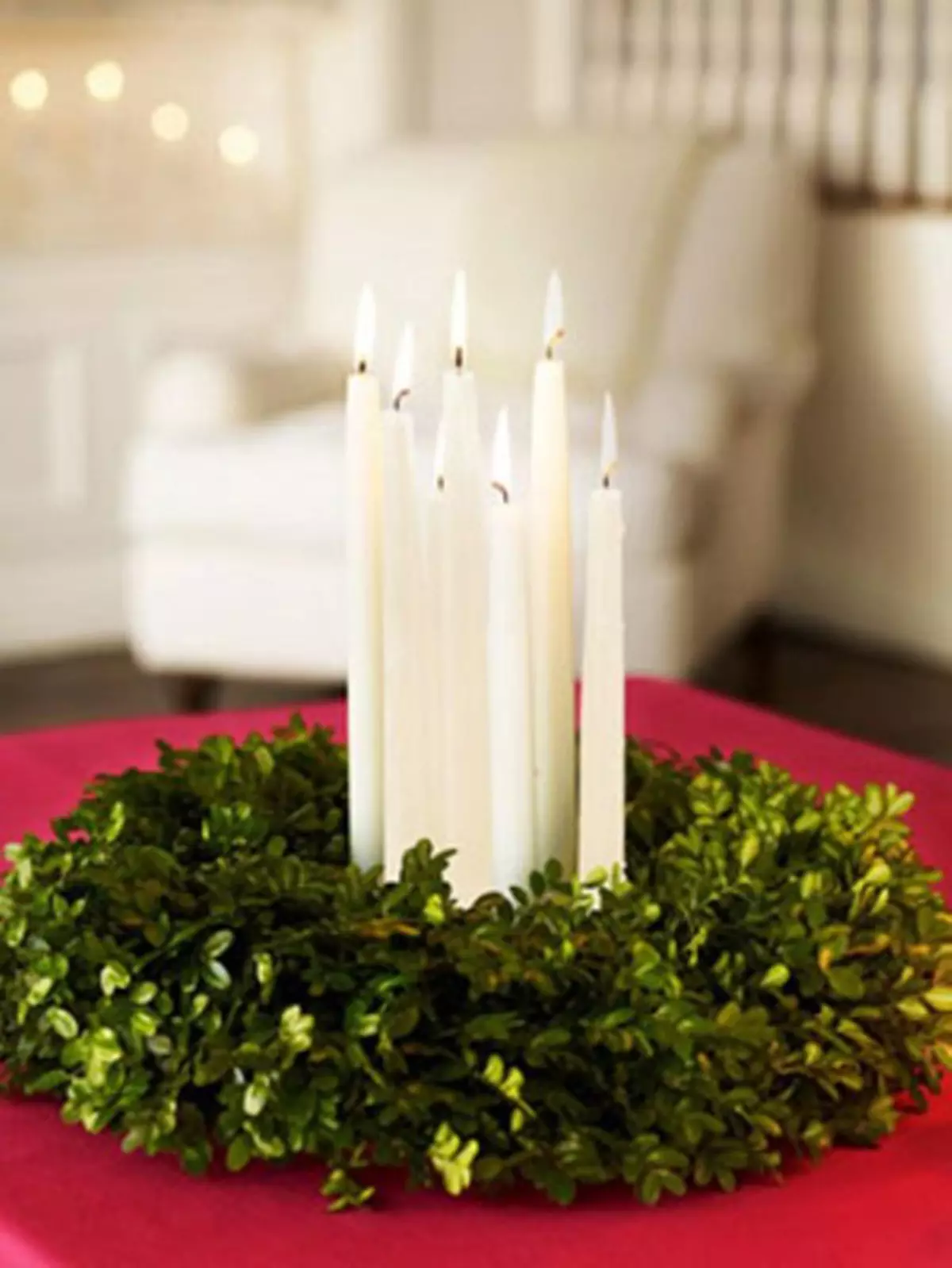 Κεριά για το νέο έτος. Χριστουγεννιάτικα κεριά όπως εσωτερική διακόσμηση