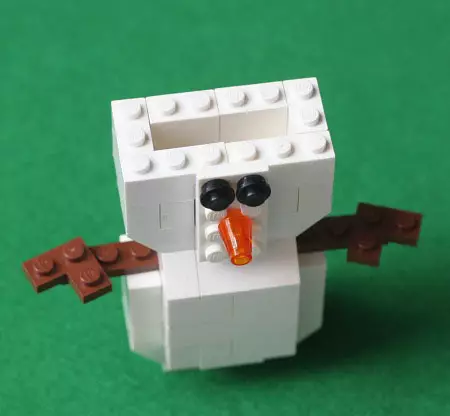 Lego Snowman. Giunsa paghimo gikan sa Lego Snowman?