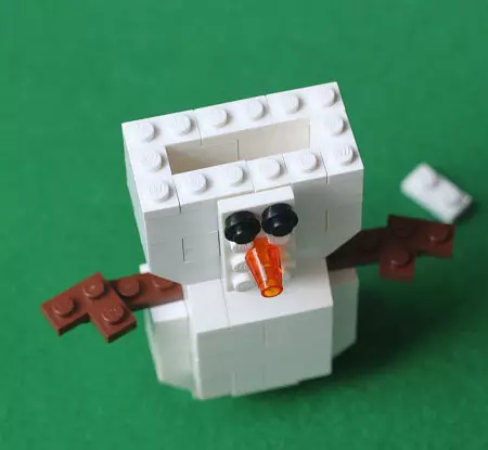 Lego snjókarl. Hvernig á að gera úr Lego Snowman?