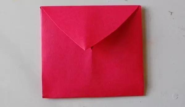 Kako napraviti kovertu za Valentinovo: predloške omotnice, ideje i master časove