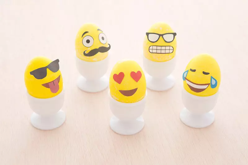 Ovos de Pascua. Emoticons de ovos de Pascua