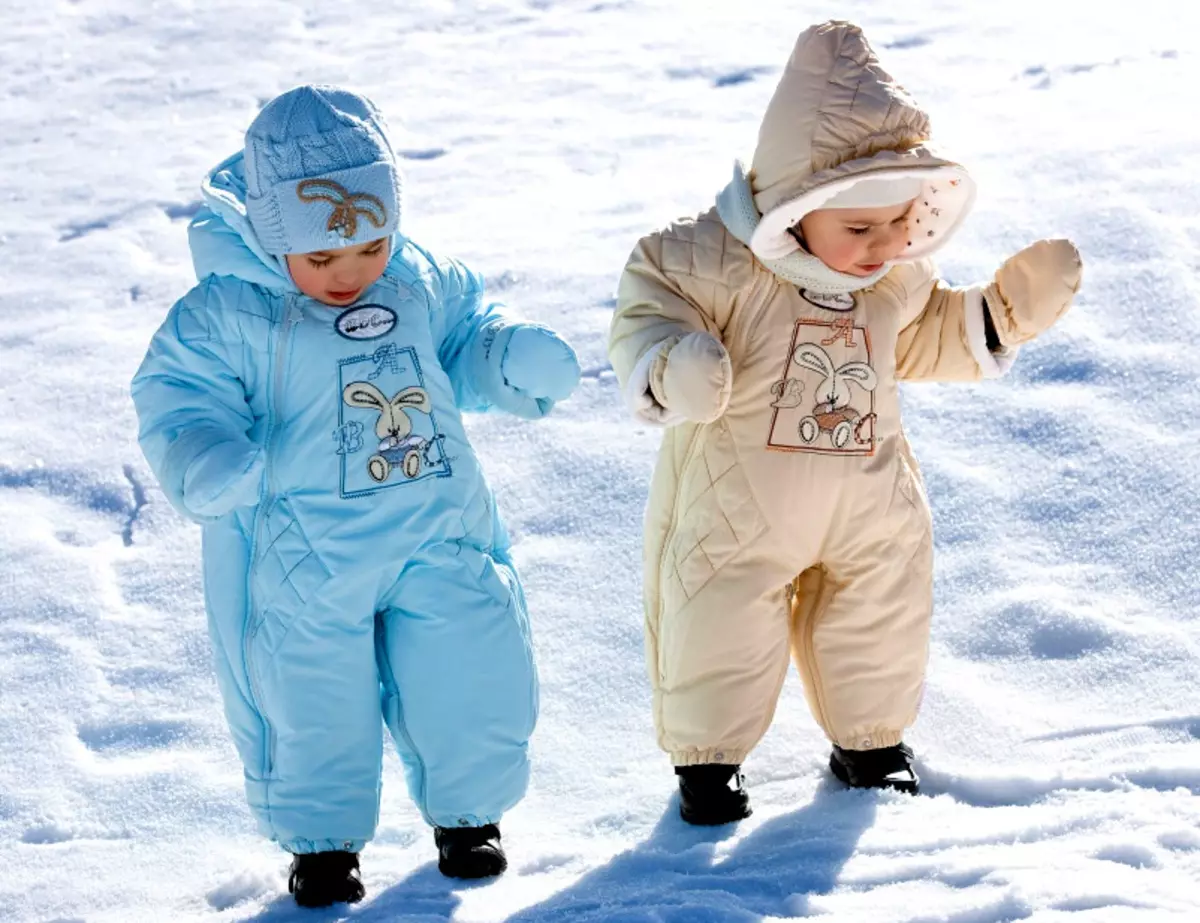 Baby overalls for winter: types of children's overalls, what kind of children's jumpsuit to choose?
