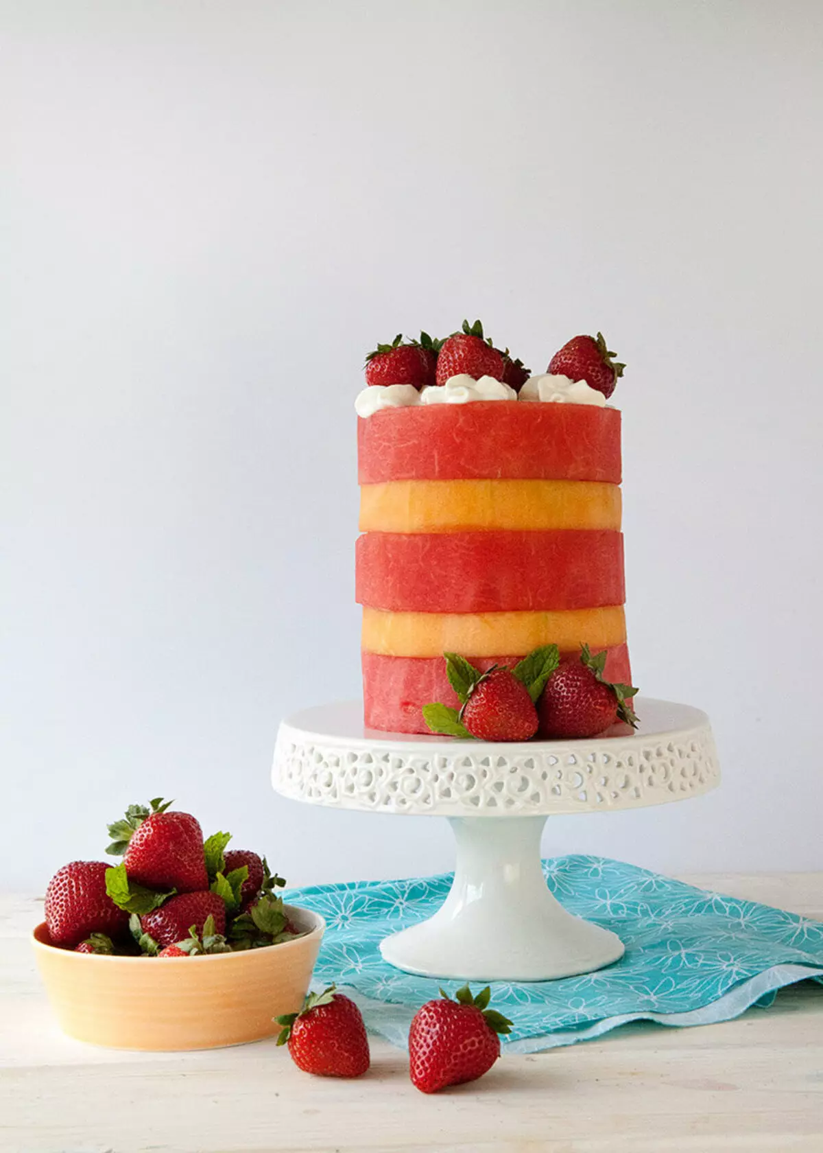 كعكة الصيف: كعكة من وصفة البطيخ والسمكار