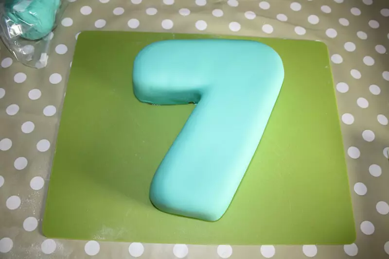 Cake 7: pastís durant 7 anys, noia i nen amb les teves pròpies mans