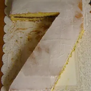 Tårta 7: Tårta i 7 år Tjej och pojke med egna händer