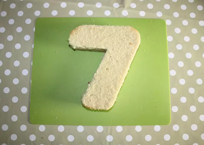 Cake 7: taart foar 7 jier famke en jonge mei jo eigen hannen