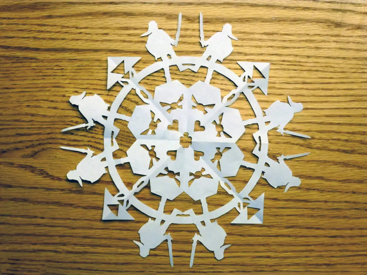 Óvenjulegar snjókorn með eigin höndum: Snowflakes Star Wars, Malefenent, Lego