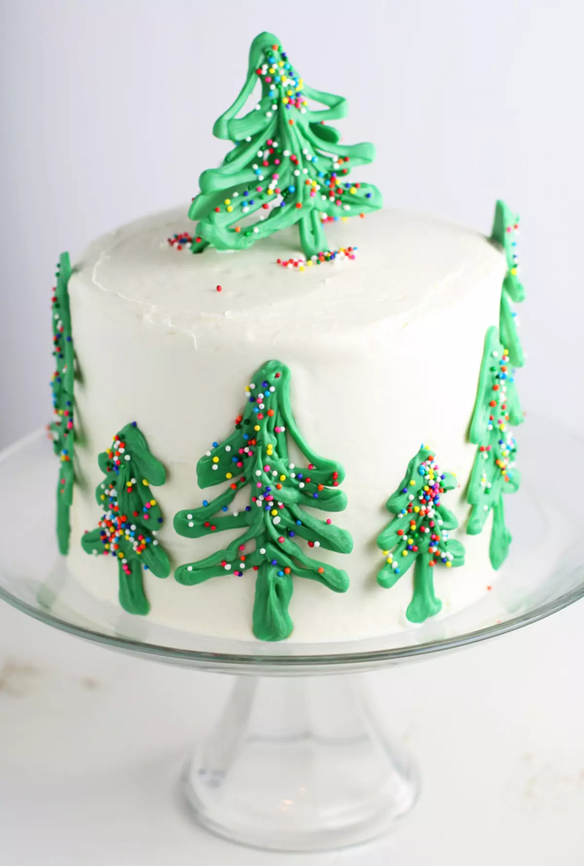 새 해의 케이크 트리입니다. 크리스마스 트리의 형태로 케이크 2294_2