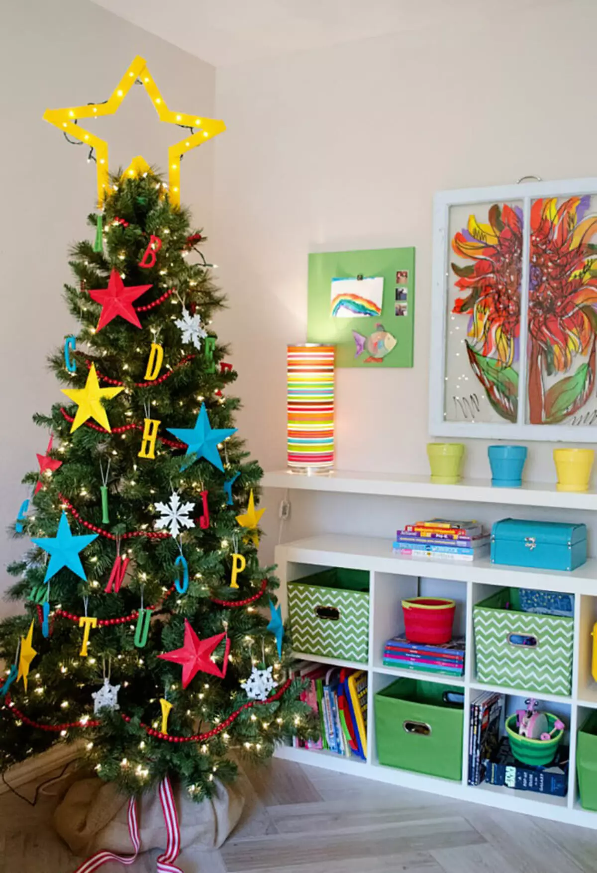 Com decorar una habitació infantil per al nou any? L'interior d'Any Nou fes-ho tu mateix