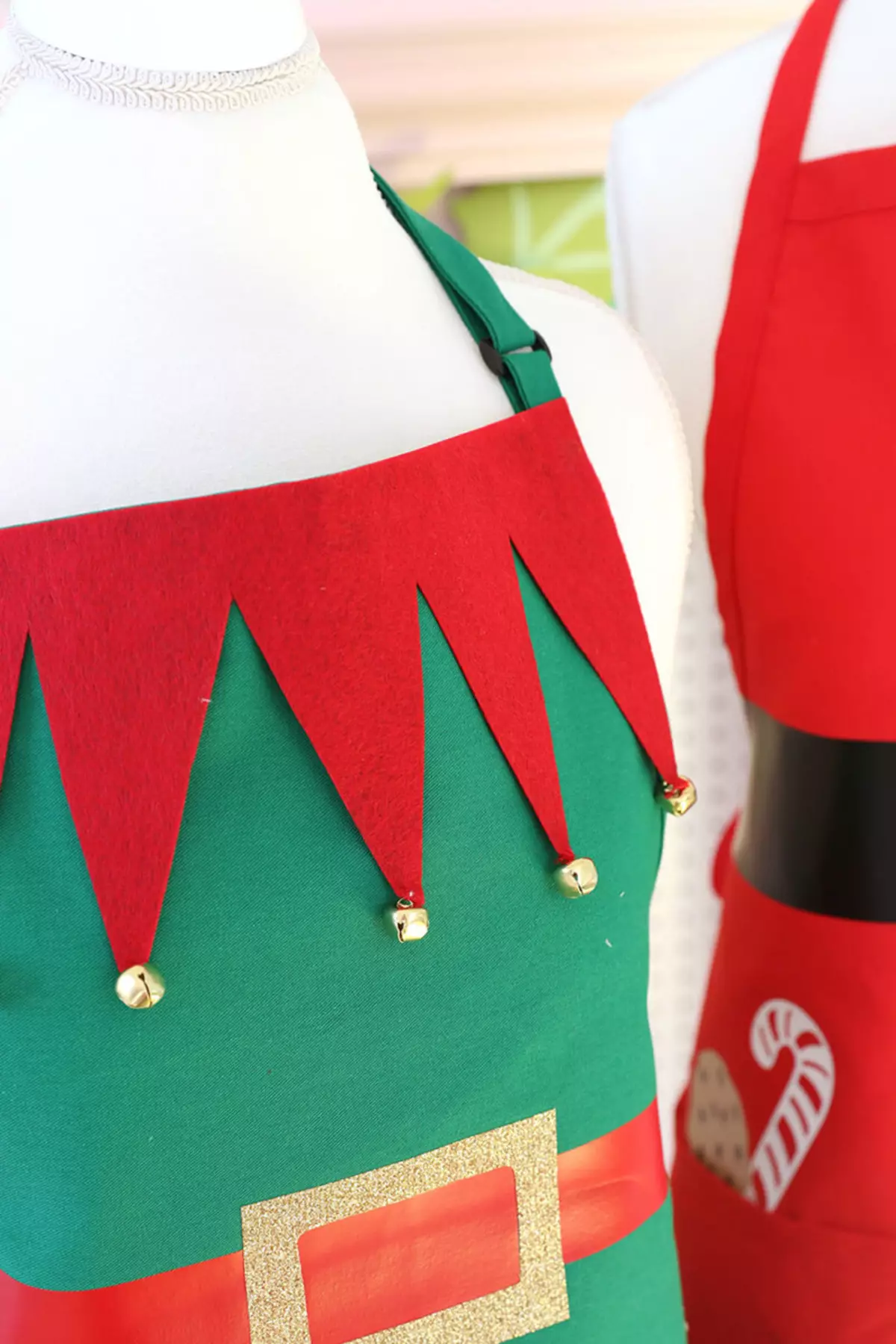 Apron Taun Anyar: Santa Claus, Natal Elf lan Snowman