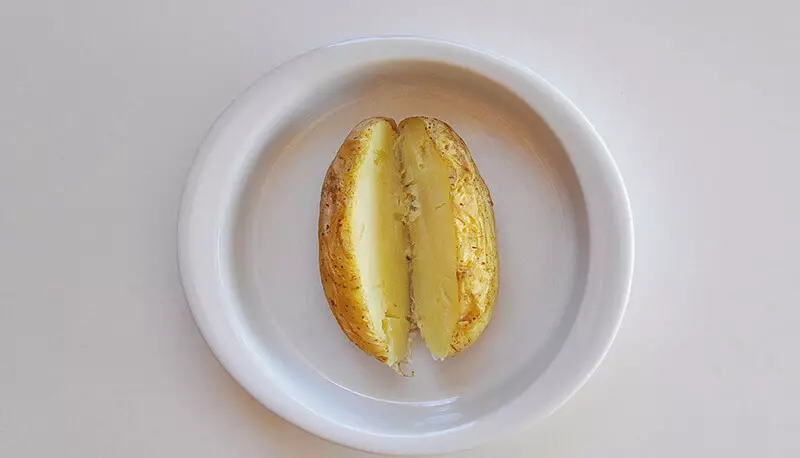 Patatas rellenas: las formas más simples y deliciosas de cocinar. 2551_13