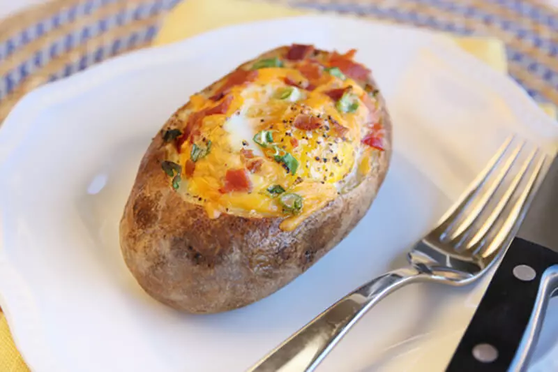 Stuffed Potato's: De ienfâldichste en lekkere manieren om te koken 2551_2