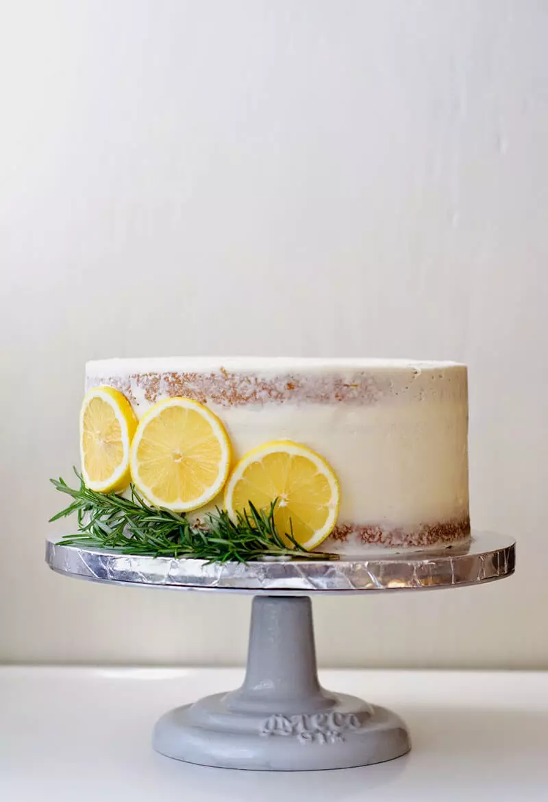 Torta, citrommal díszített. Hogyan lehet díszíteni egy torta citromot?