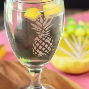 Templatên Pineapple û stencils