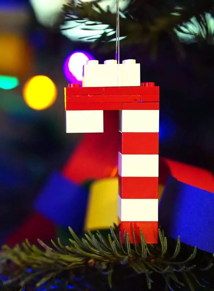 Lego мод. Шинэ жилийн модыг Лего хэв маягаар хэрхэн чимэглэх вэ? 2762_3