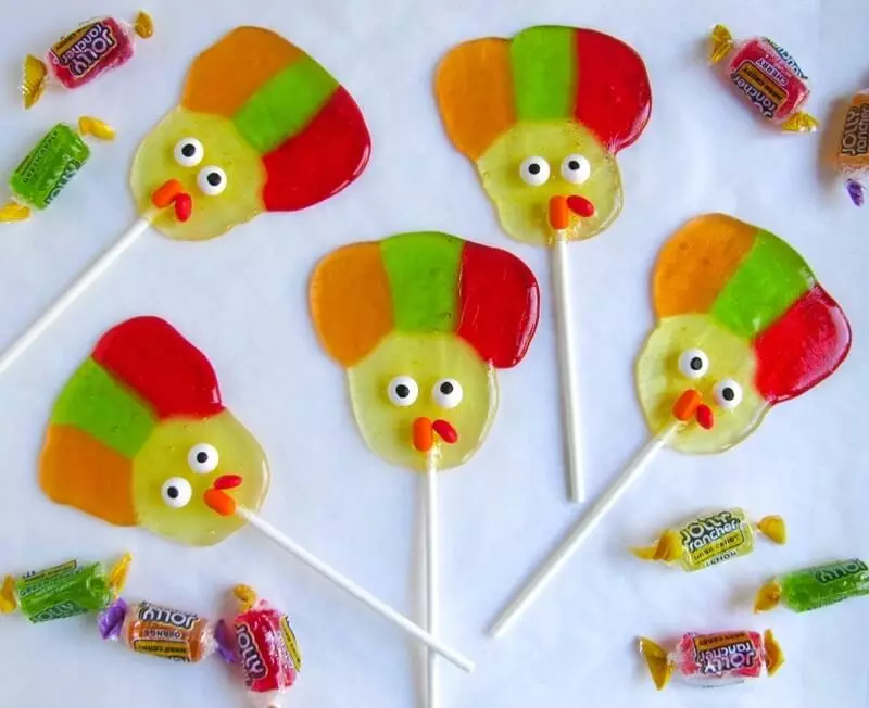 Bagaimana untuk membuat Lollipops? Lollipops pada tongkat akar dengan tangan mereka sendiri 2805_9