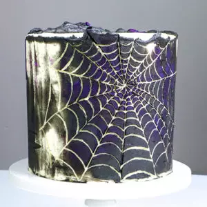 Cake Web. Bagaimana untuk menghiasi kek oleh web?