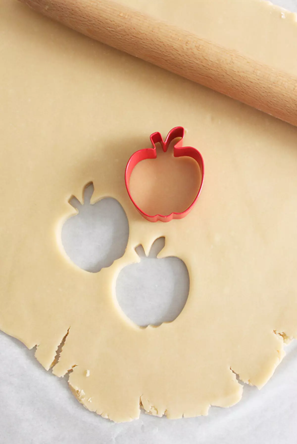 Kako ukrasiti kolačiće vlastitim rukama: Apple Cookies 2854_4