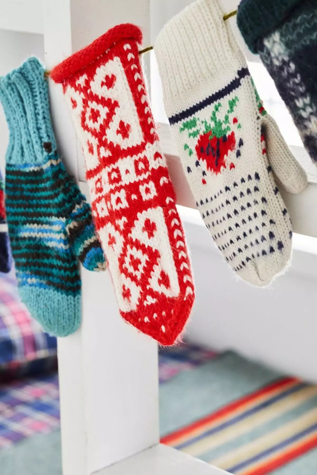 Ինչպես զարդարել տունը Նոր տարվա համար ձեր ձեռքերով. 15 Ամանորյա զարդարանքներ, որոնք կարելի է հեշտությամբ եւ արագ կատարել
